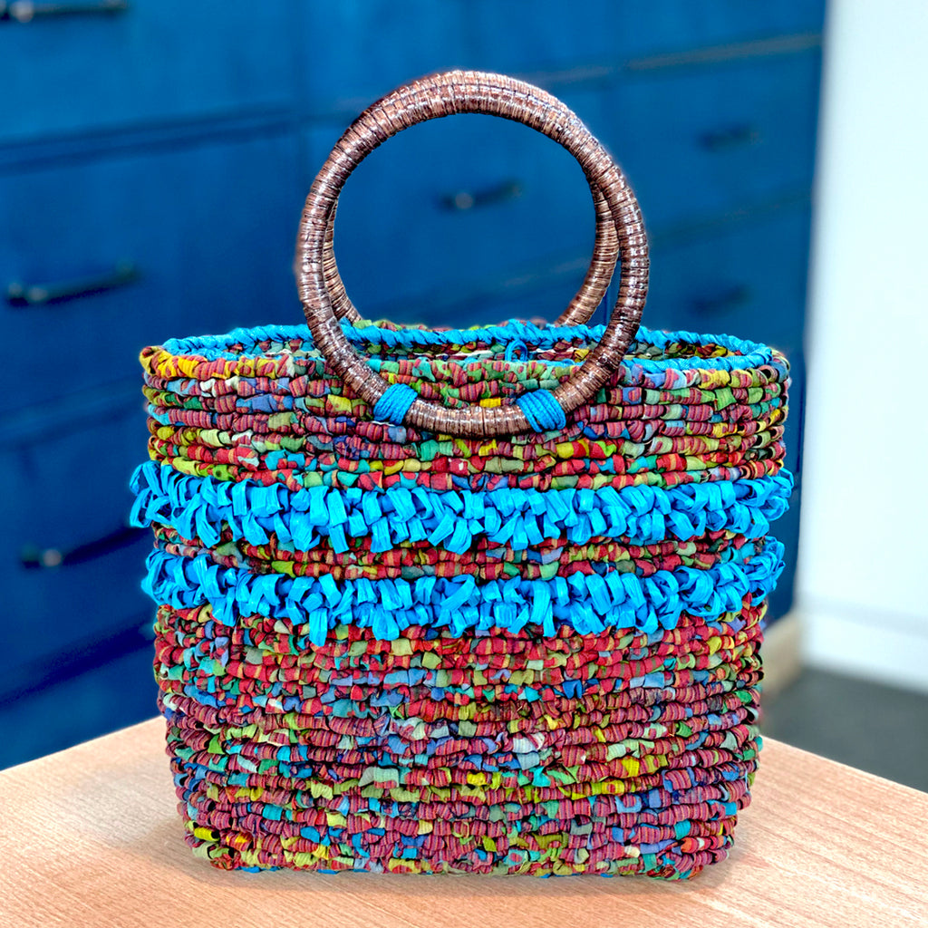 Fall Getaway Tote - Locker Hooking Kit - SOLD OUT! - Color Crazy